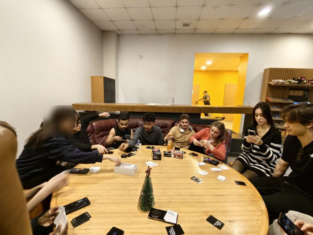 VMU Dormitory No. 2 Residents Enjoy an Unforgettable Game Night - VDU ...
